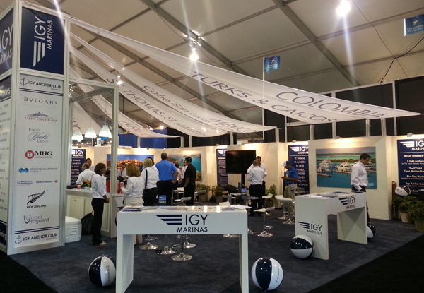 Hanging Signs | Image360