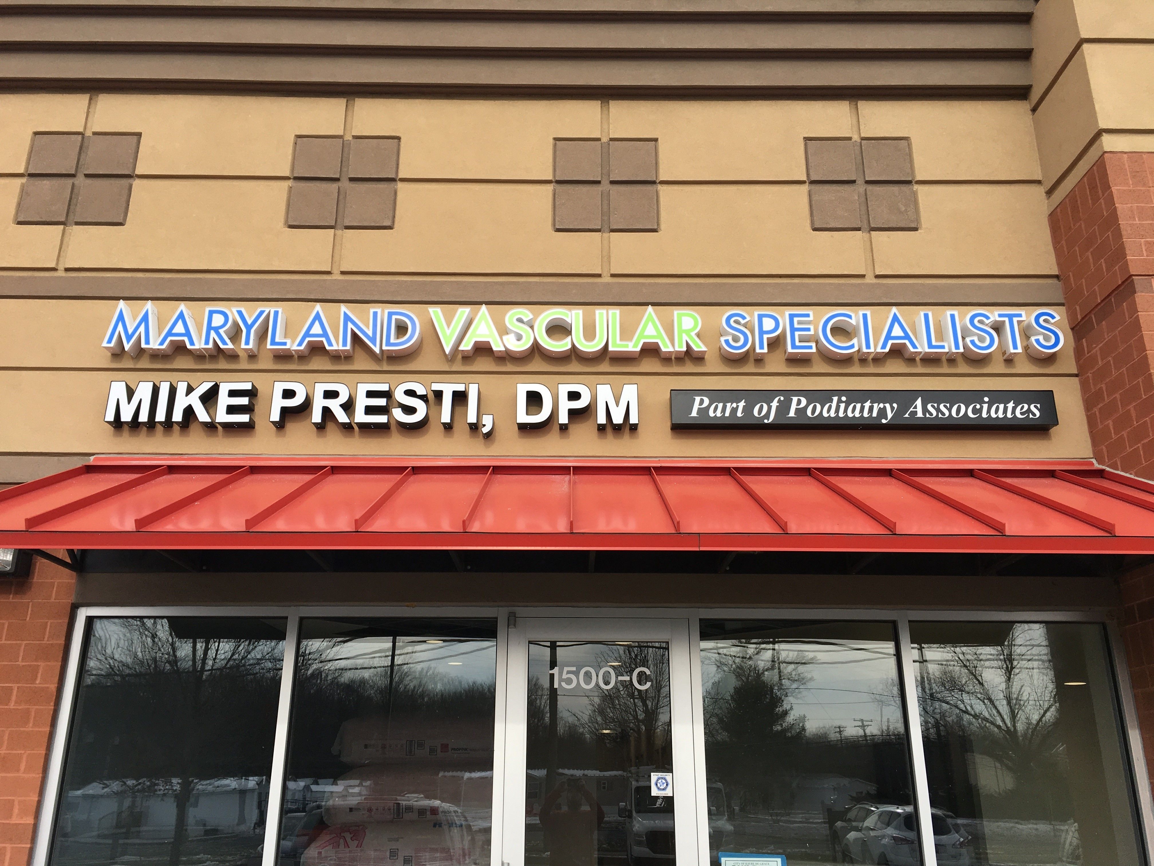 LIghted Signage & Graphics - Backlit & Edgelit | Image360 Hanover