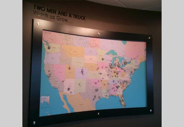 Digital & Interactive Signs and Displays | Image360 Plymouth MI