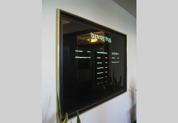 Digital & Interactive Signs and Displays | Image360 Plymouth MI