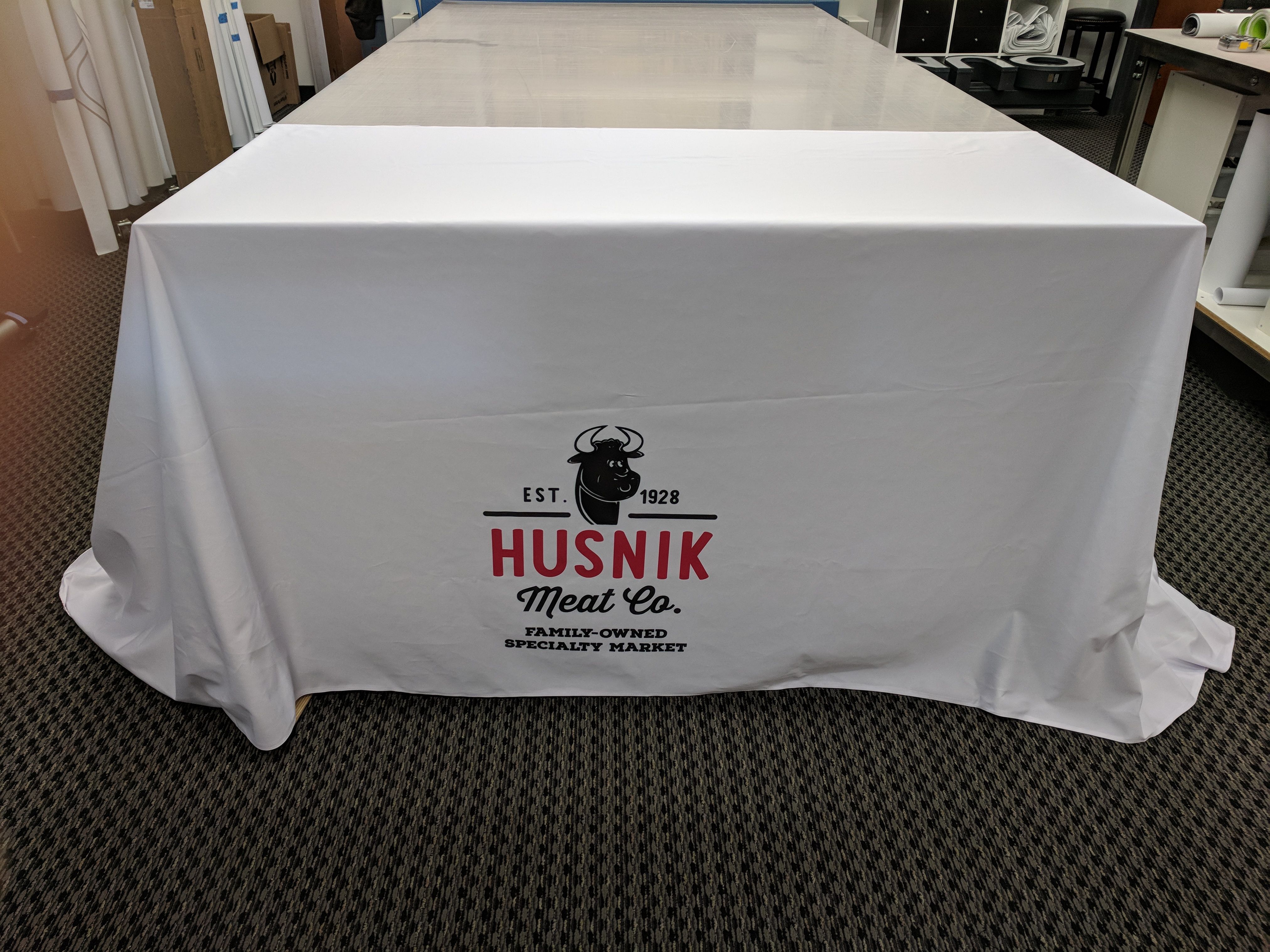 Custom Table Throws - Exhibit Display Table Covers and Cloths ...