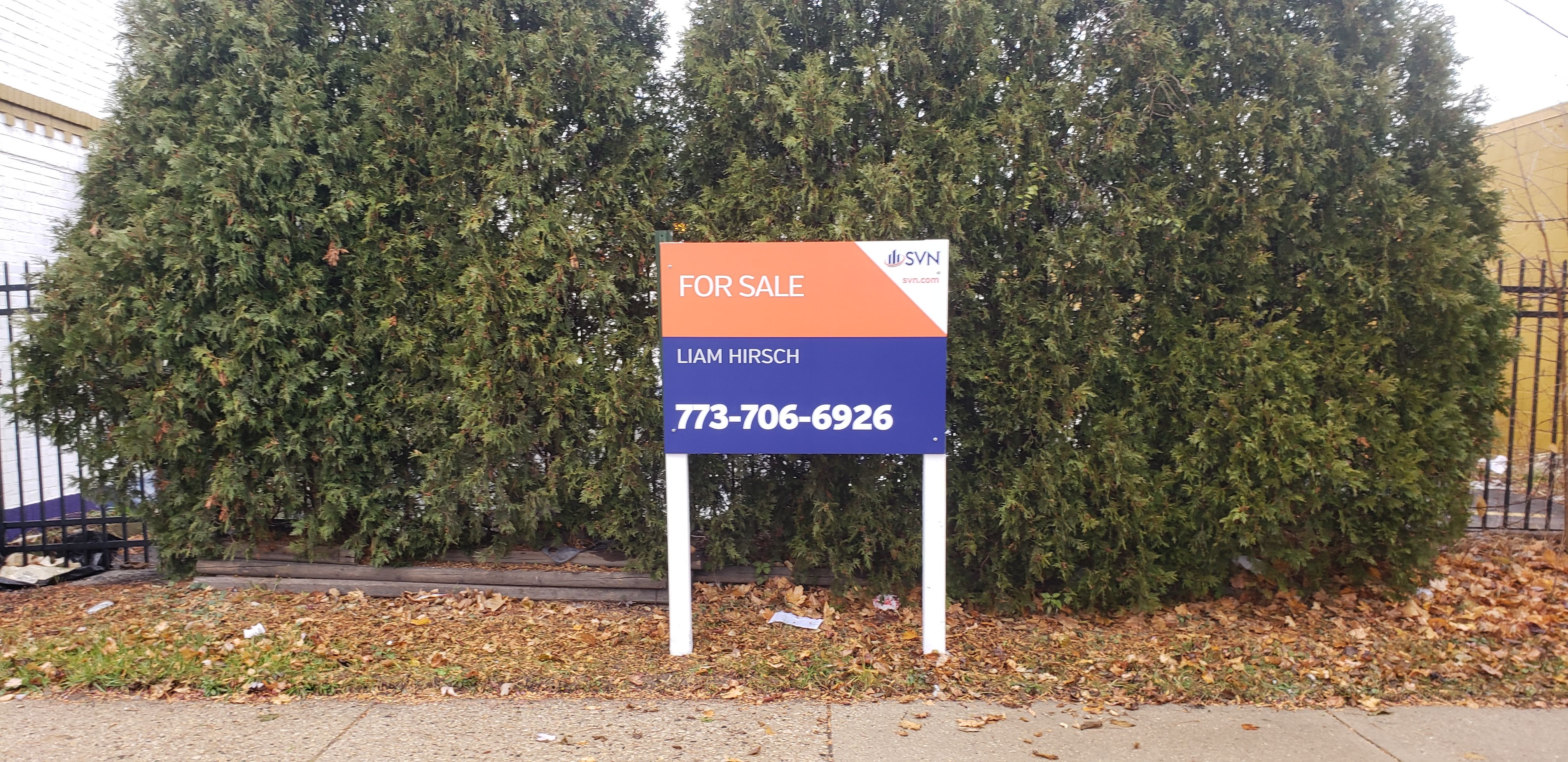 Custom Real Estate Signs and Frames | Image360 New Berlin