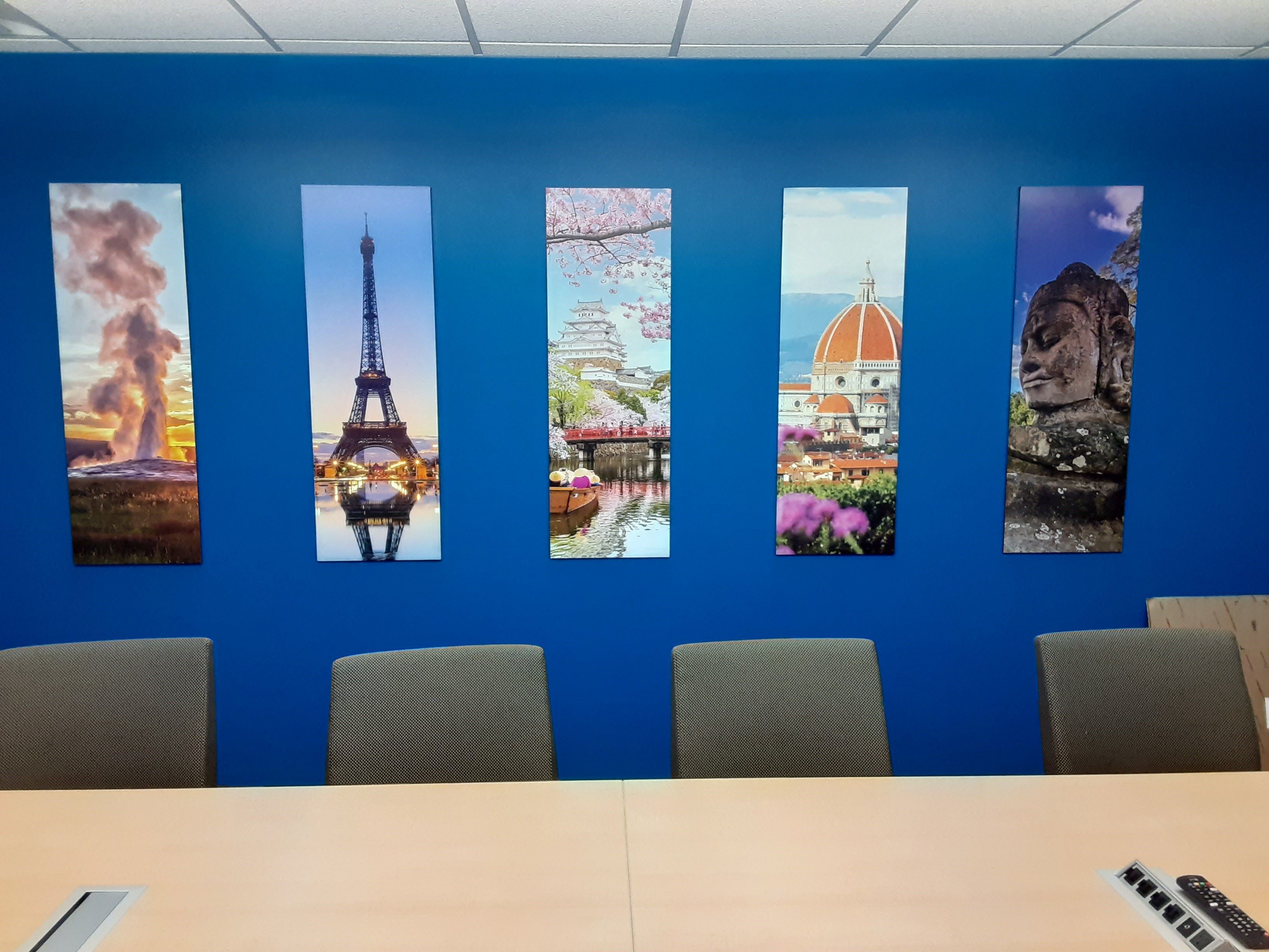 Acrylic and Plastic Displays in Chicago, South Loop, Fulton Market ...